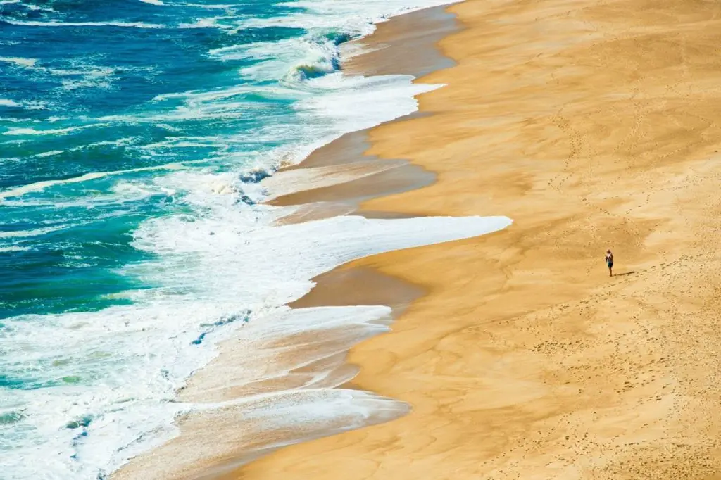 Big Waves in Nazare, Portugal - Ultimate 2024 Visitors Guide