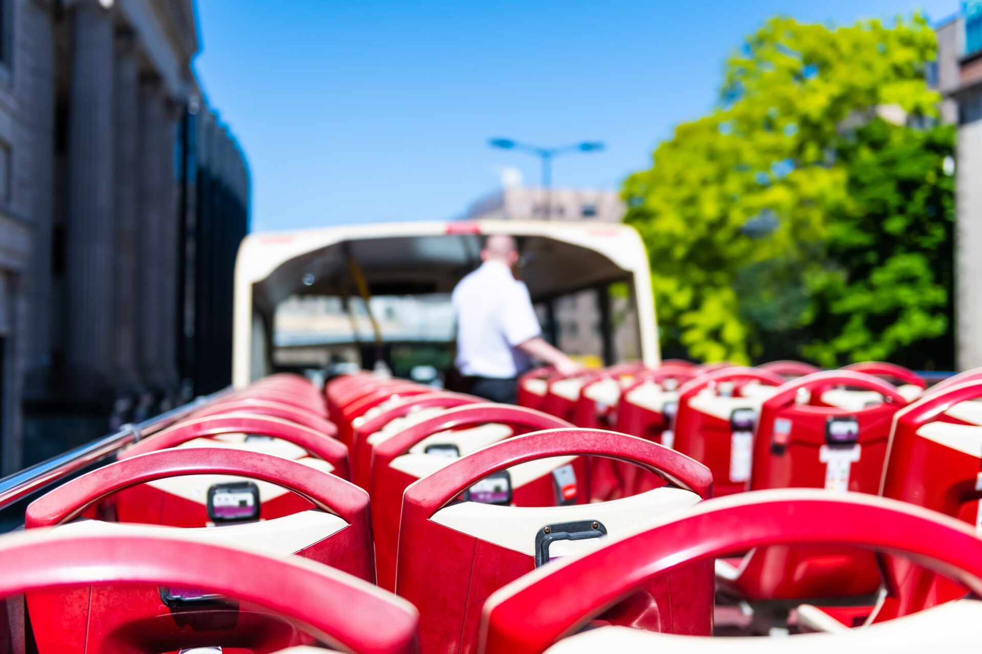 8 Best Liverpool Bus Tours You Can't Miss in 2024