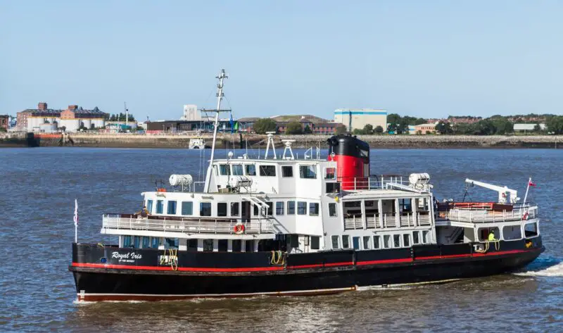 3 Best Liverpool Boat Trips to Take in 2024 (Tried & Tested!)